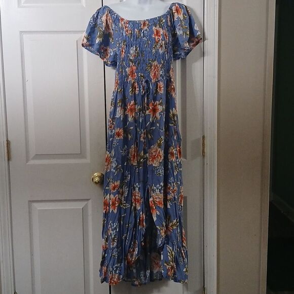 Kindred | Dresses | Kindredblue Floral Midi Side Slit Smocked Front ...